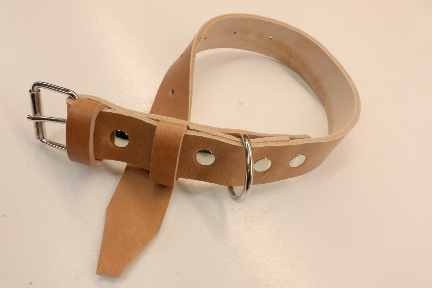 Δερμάτινο περιλαίμιο σκύλου 3.5x60cm φυσικό.